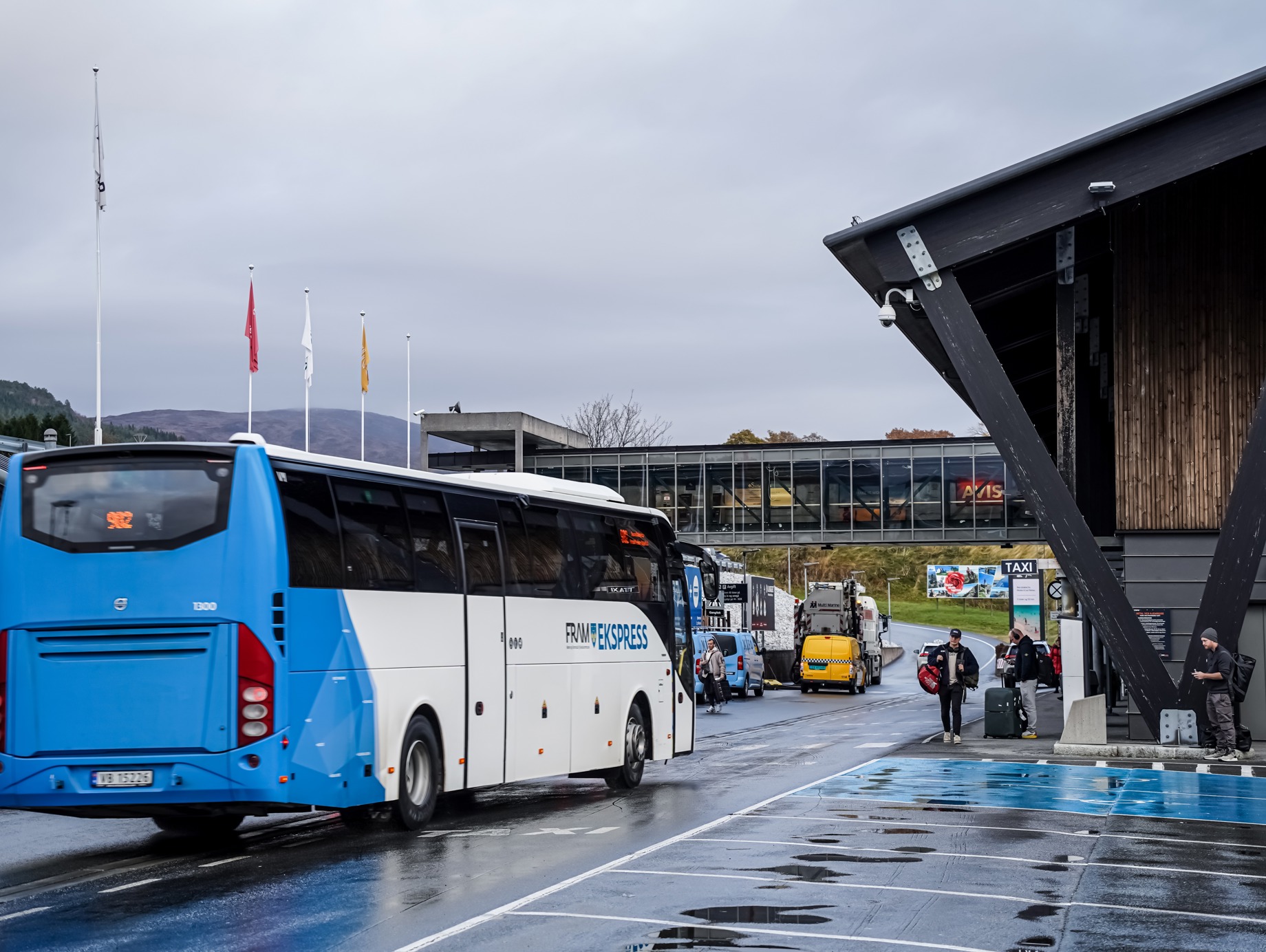 Public transportation to and from Harstad/Narvik Airport